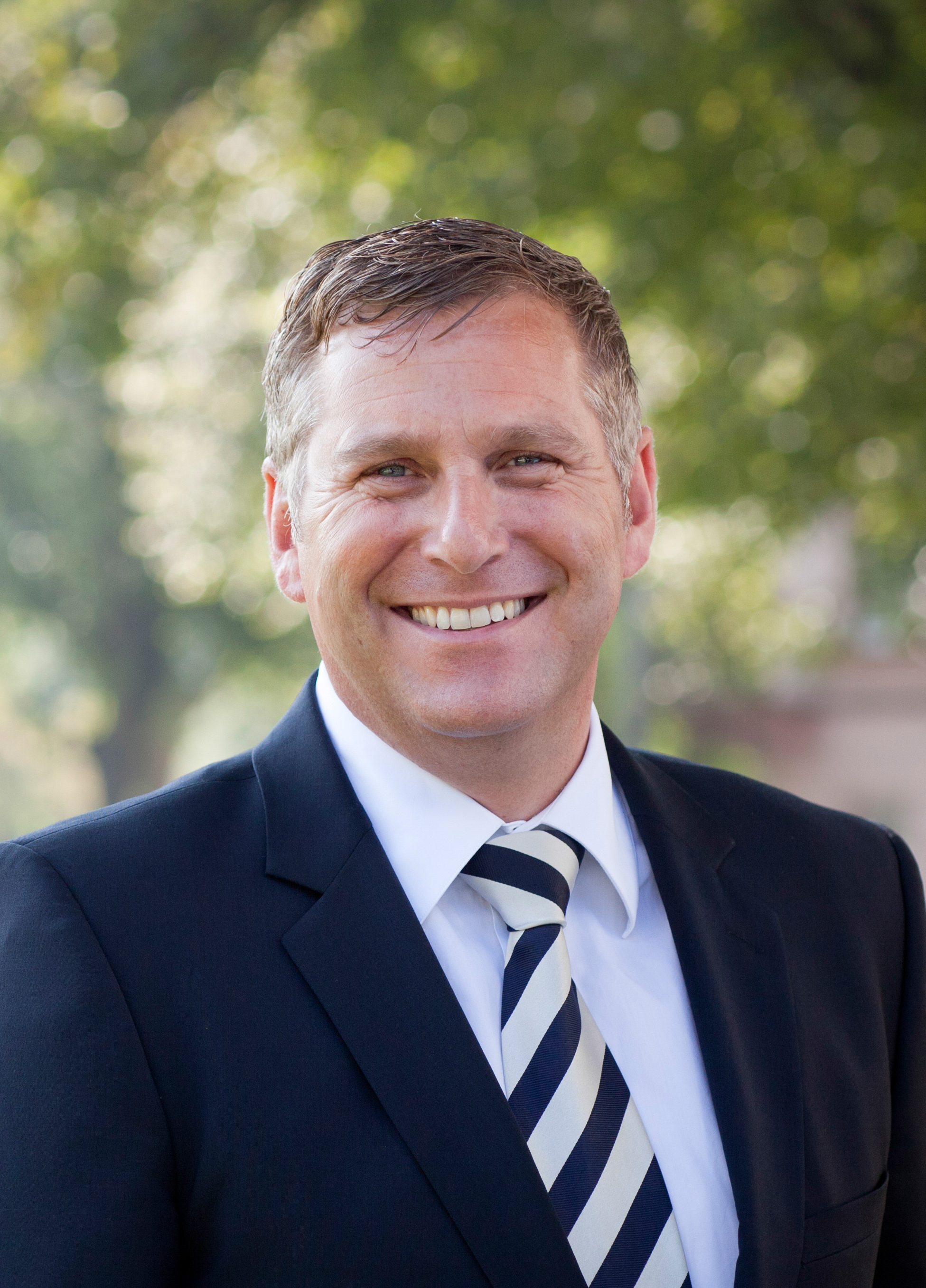 Paul Stein wird Vertriebsvorstand bei der Debeka | Herbert Frommes ...