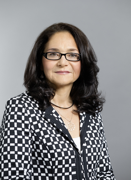 Pina Albo: Größer ist nicht immer besser | Versicherungsmonitor