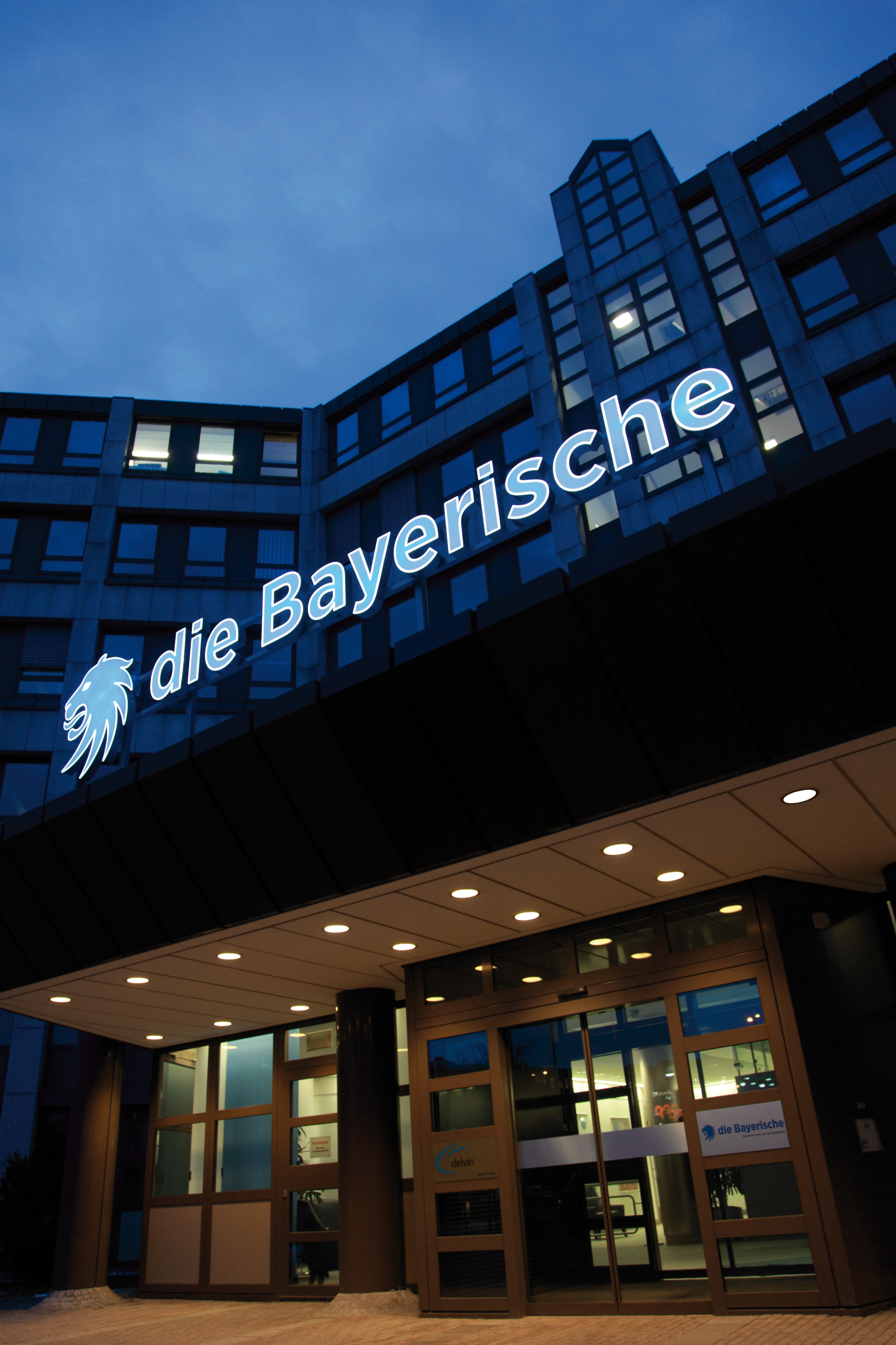 Bayerische setzt auf Realkredite und Sachwerte | Versicherungsmonitor