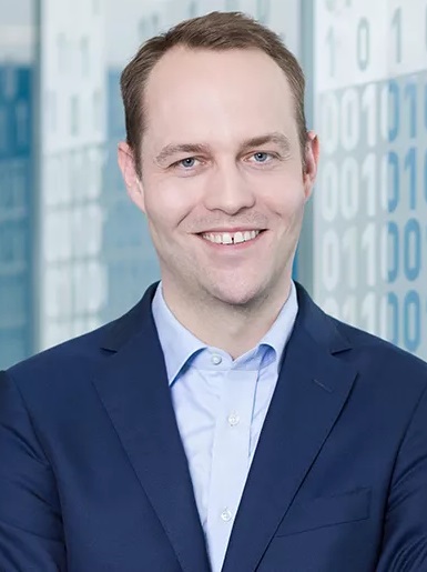 Köpfe der Branche: Nils Reich | Versicherungsmonitor