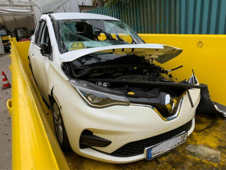 E-Autos: Brände, Tierbisse und Explosionen | Versicherungsmonitor